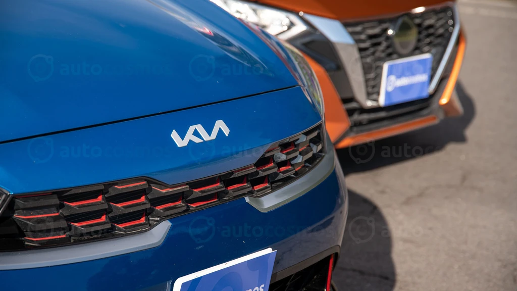 Sentra VS Jetta VS Forte VS Corolla - Autocosmos.com