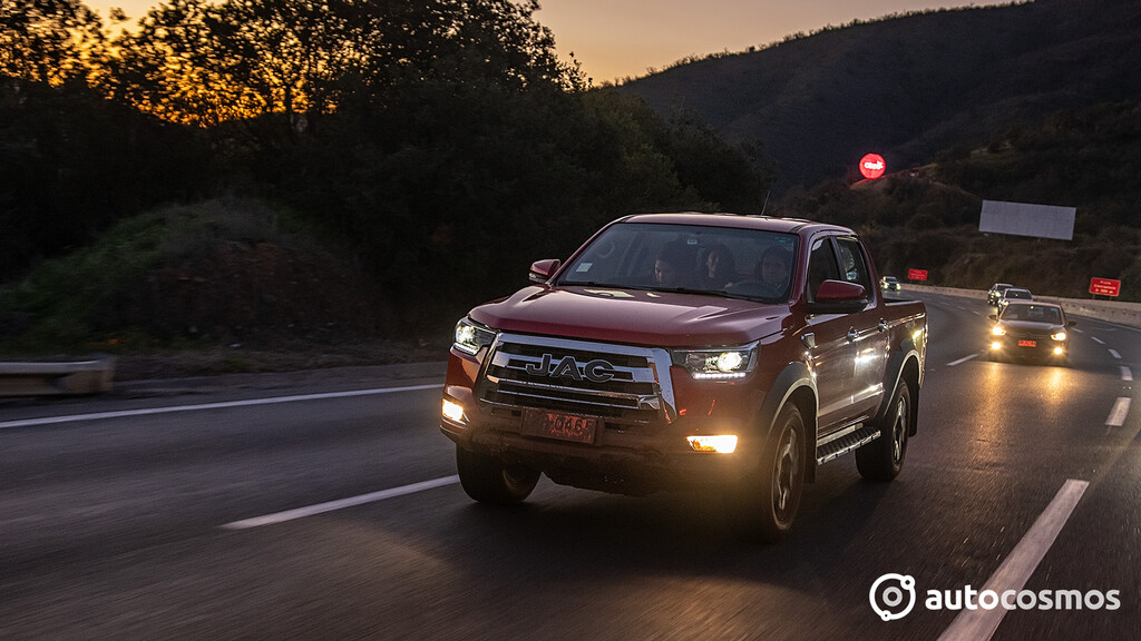 JAC T8 Pro 2022 - Lanzamiento en Chile - Autocosmos.com