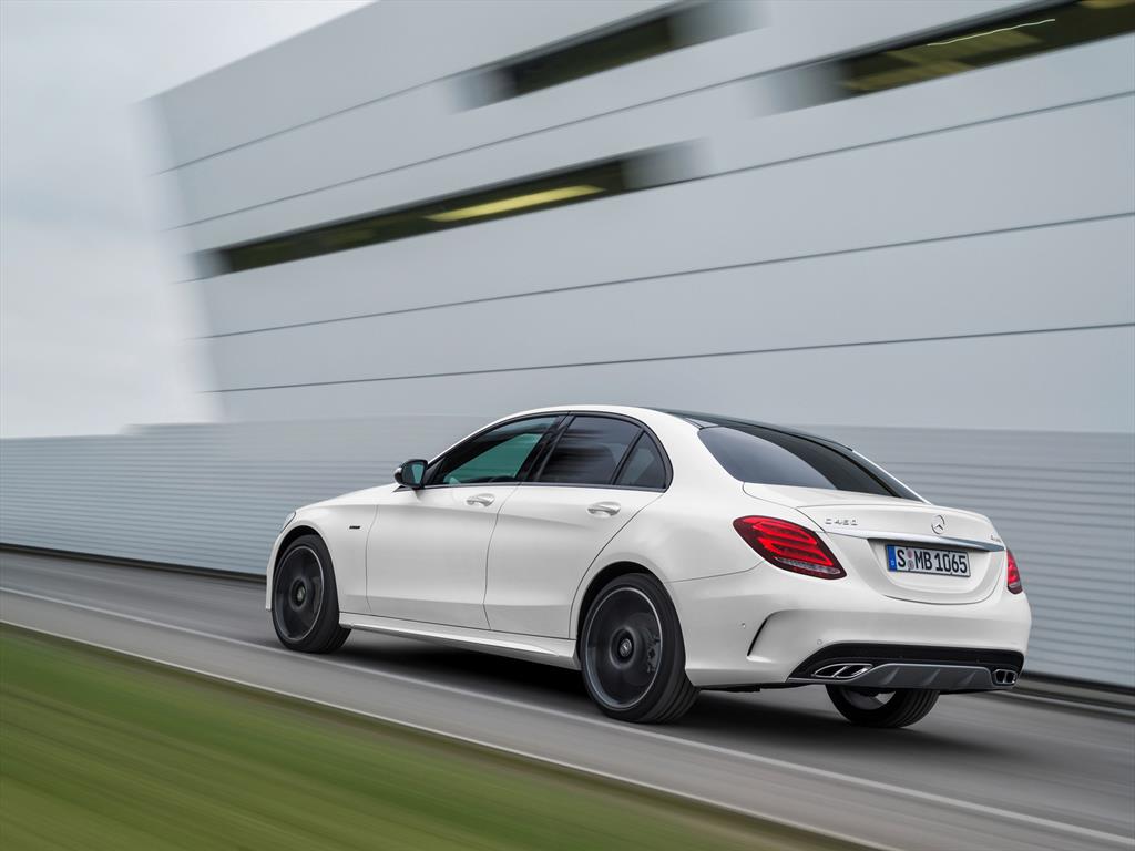 Mercedes-Benz C450 AMG Sport 2016 - Autocosmos.com