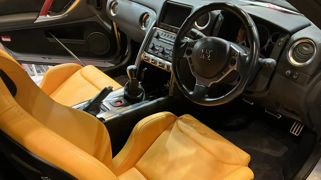 Nissan GT-R R35 Crewch transmisión manual - Autocosmos.com
