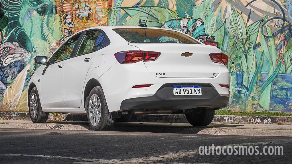 Chevrolet Onix Plus 1.2L a prueba - Autocosmos.com