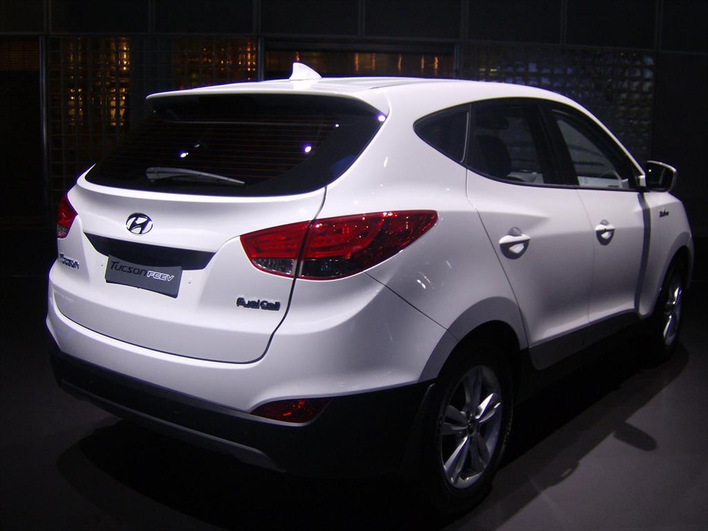Hyundai Tucson Fuel Cell - Autocosmos.com