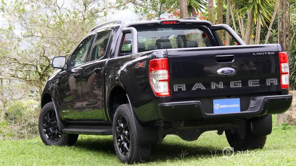 Ford Ranger Limited Black Edition - Autocosmos.com