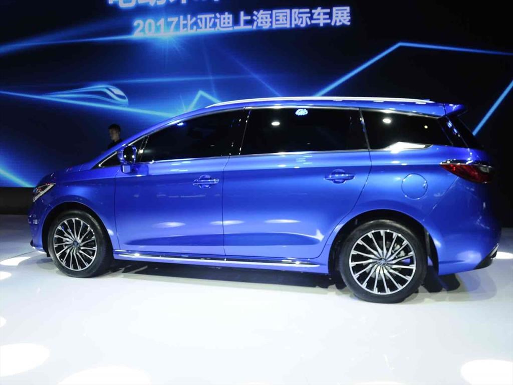 BYD M5 Song - Autocosmos.com