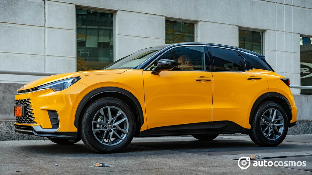 Lexus LBX 2024 - Lanzamiento en Chile - Autocosmos.com