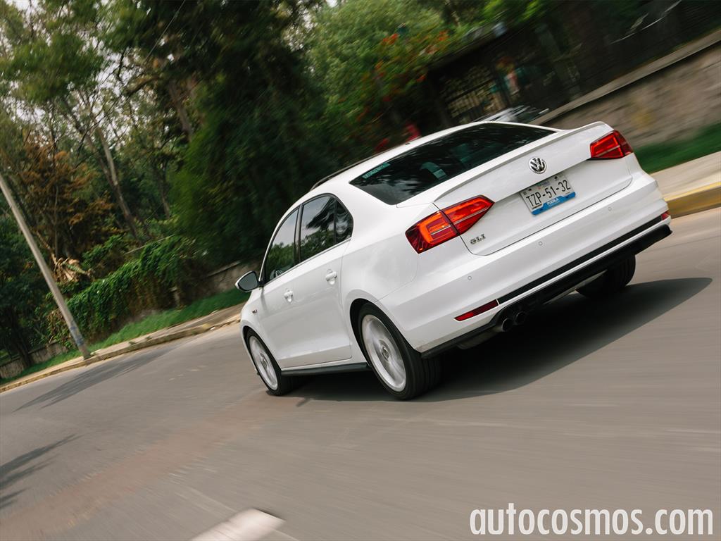Volkswagen Jetta GLI 2016 - Autocosmos.com