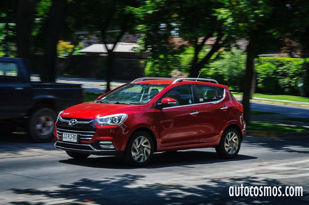 JAC SEI2 2017 - Autocosmos.com