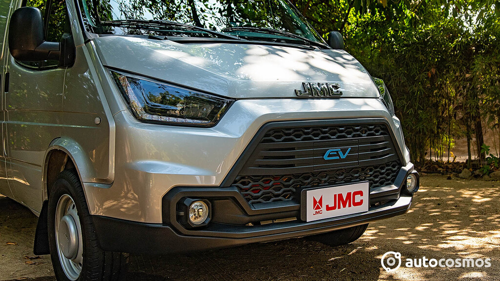 JMC Touring EV 2022 - Lanzamiento en Chile - Autocosmos.com