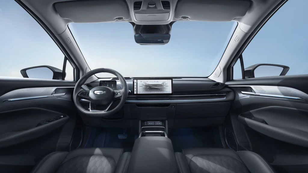 Geely Geometry C 2024 - Autocosmos.com