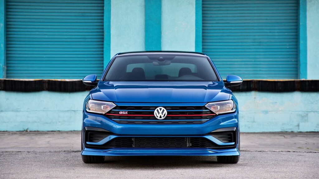 Volkswagen Jetta GLI Blue Lagoon - Autocosmos.com