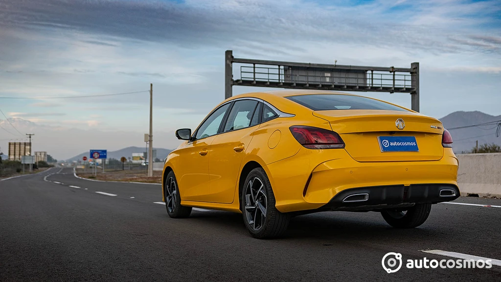 MG GT 2022 - Test Drive - Autocosmos.com