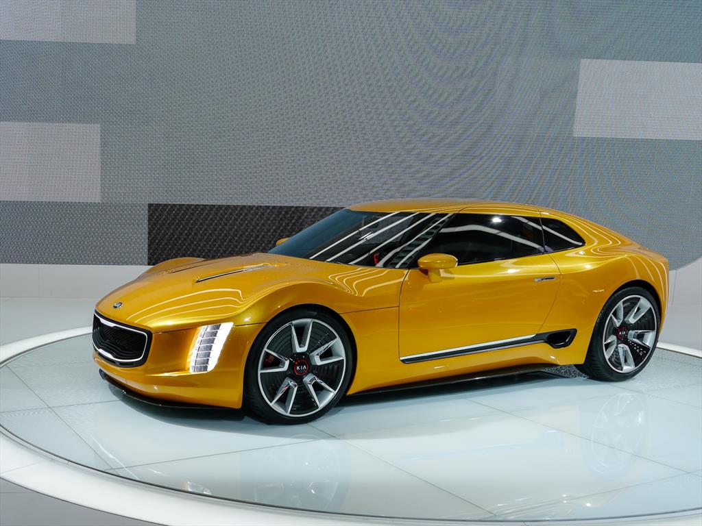 Kia GT4 Stinger Concept - Autocosmos.com