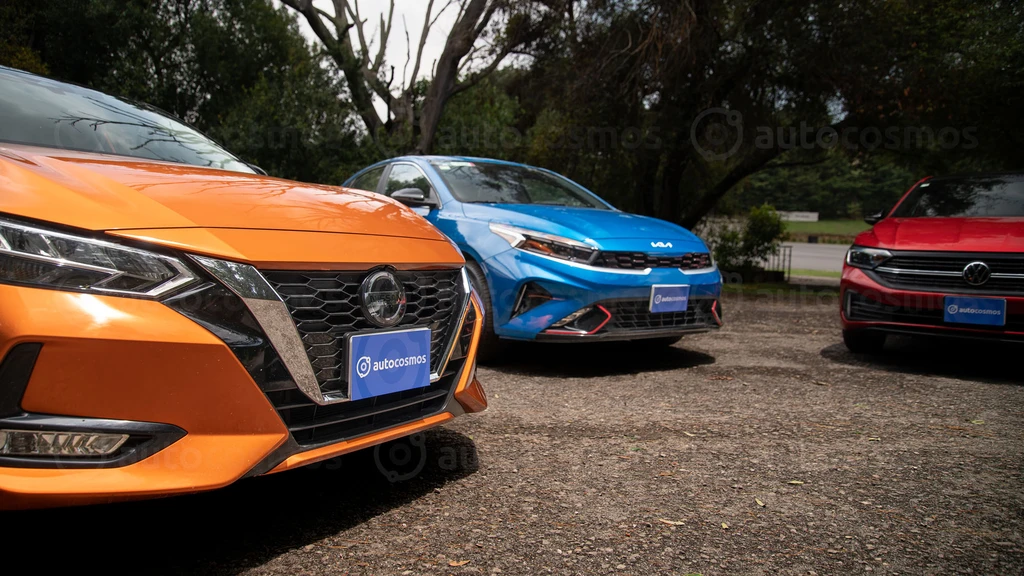 Sentra VS Jetta VS Forte VS Corolla - Autocosmos.com