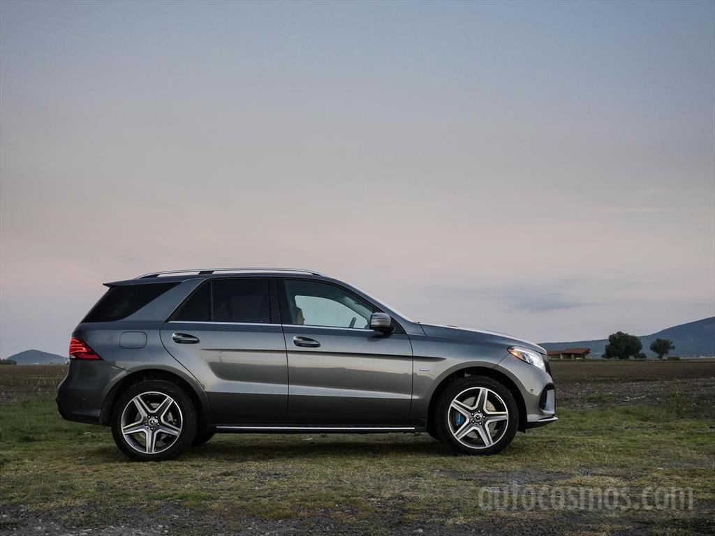 Mercedes-Benz GLE 500e Plug-In Hybrid - Autocosmos.com