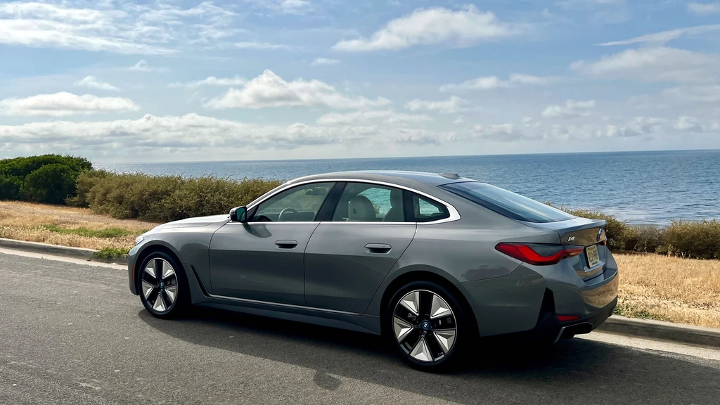 BMW i4 eDrive 40, primer contacto - Autocosmos.com
