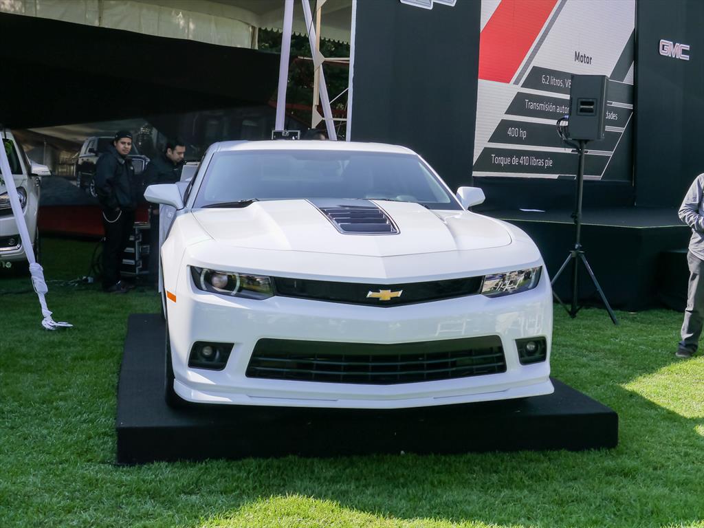 Chevrolet Camaro Spring Edition 2015 - Autocosmos.com