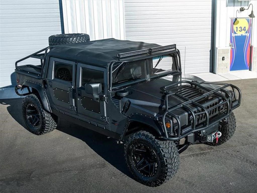 Hummer H1 Launch Edition por Mil-Spec - Autocosmos.com