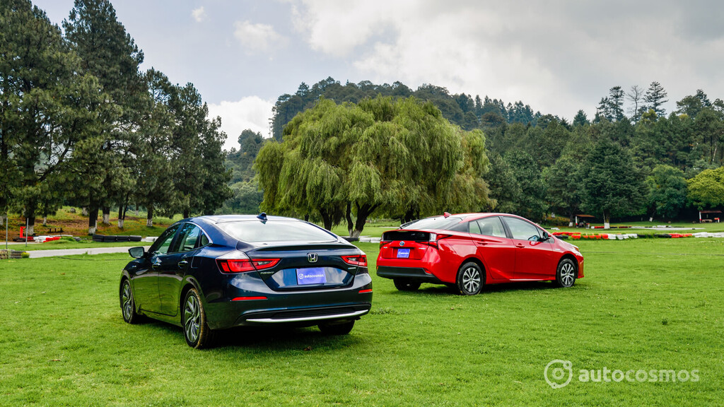 Toyota Prius vs Honda Insight - Autocosmos.com