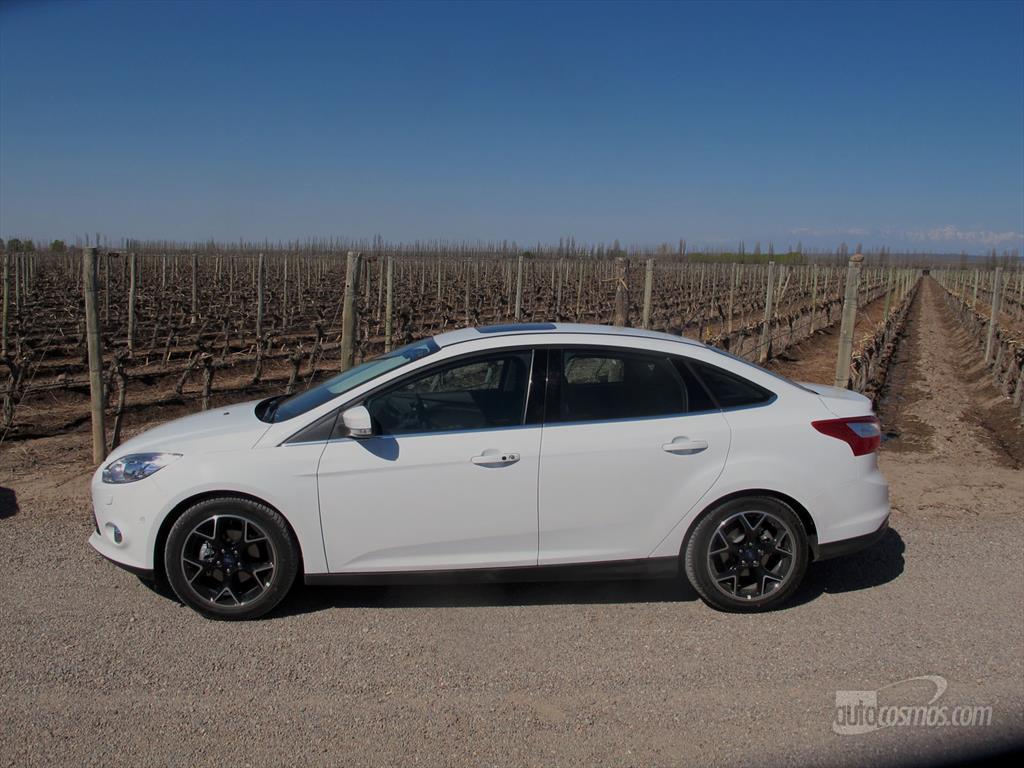 Manejamos el nuevo Ford Focus - Autocosmos.com