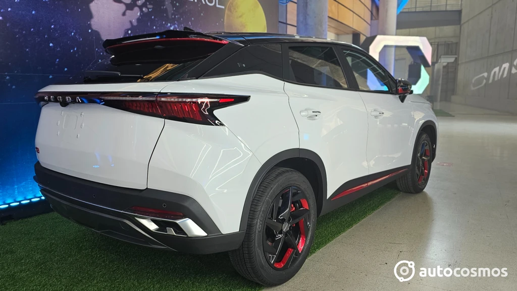 Omoda C5 2024 en Chile: look juvenil y lifestyle - Autocosmos.com