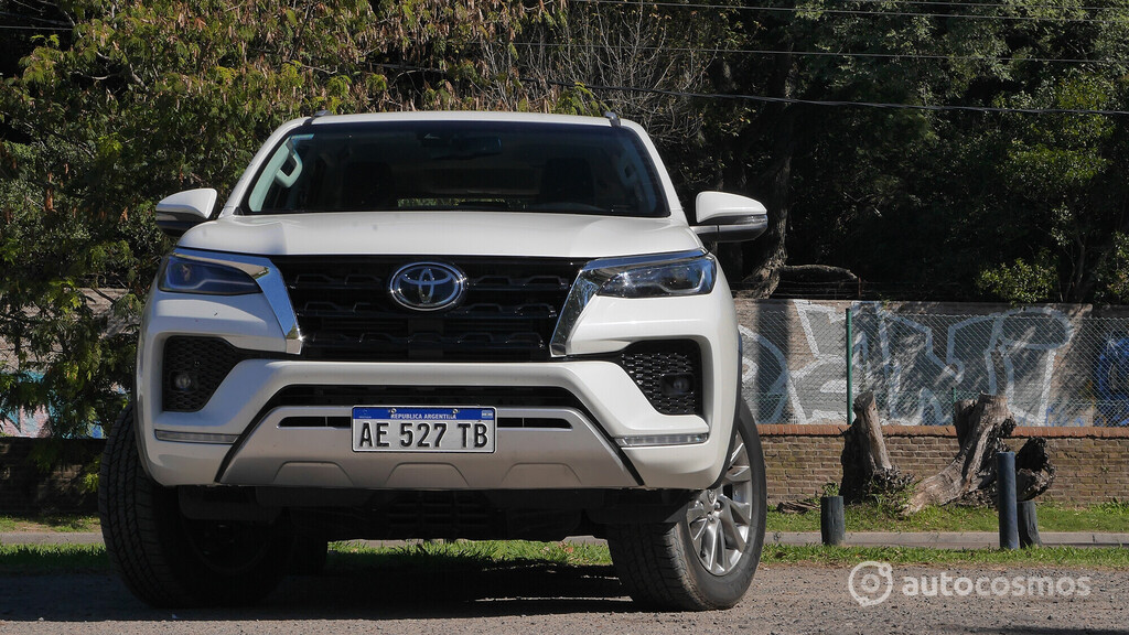 Test Drive Toyota SW4 2021 - Autocosmos.com