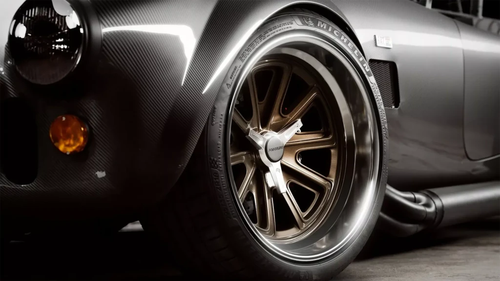 Shelby Cobra Diamond Edition - Autocosmos.com