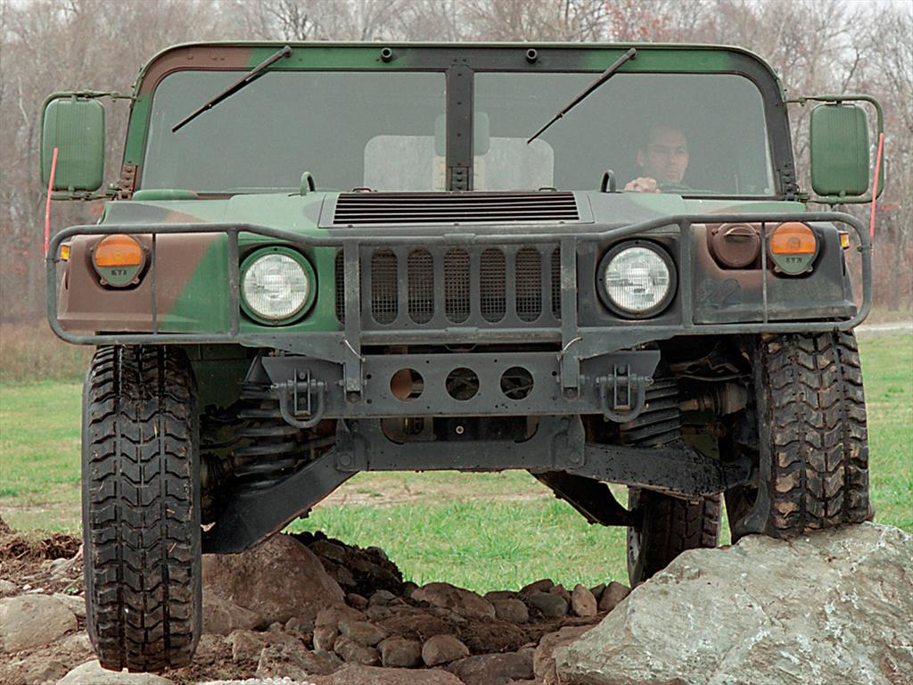 Humvee / Hummer H1 - Autocosmos.com