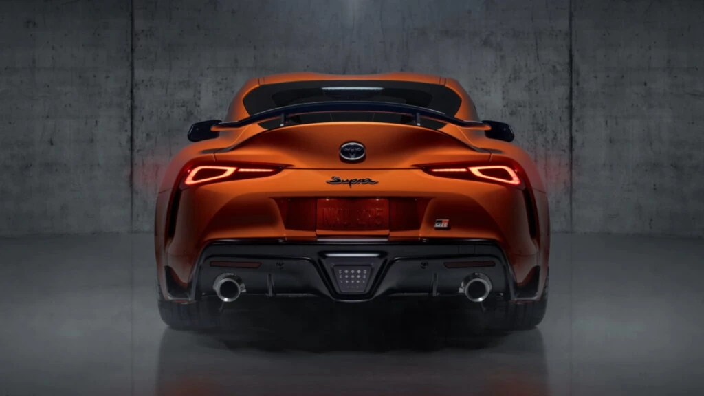 Toyota GR Supra Mikan Blast 2024 - Autocosmos.com