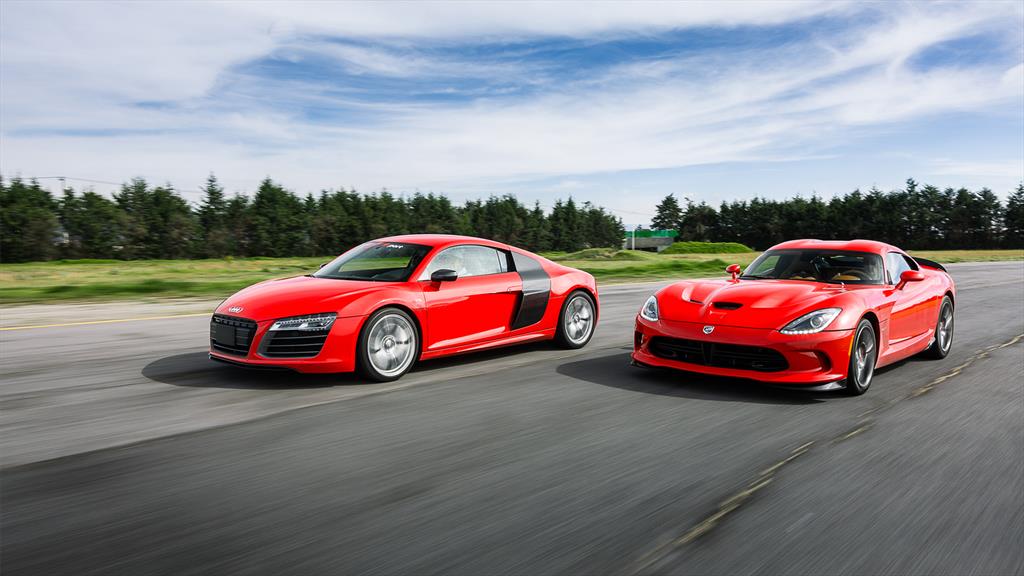 Audi R8 V10 vs SRT Viper GTS - Autocosmos.com