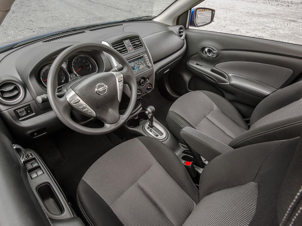 Nissan Versa 2015 - Autocosmos.com