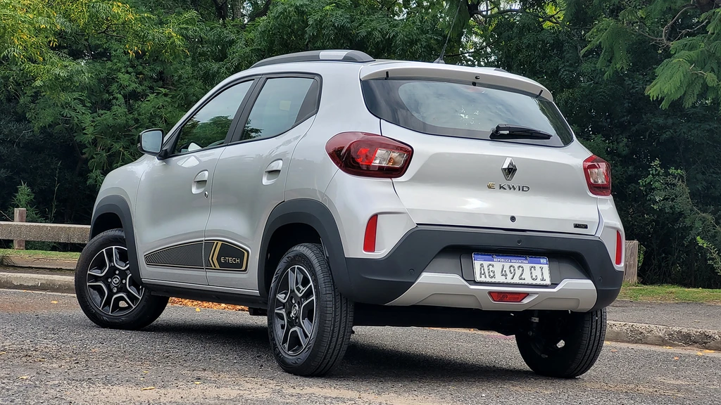 Test Drive Renault E Kwid - Autocosmos.com