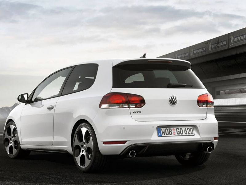 Volkswagen presenta la Bora Sportwagen 2010