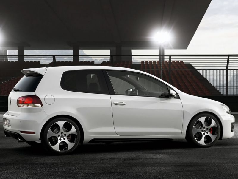 Volkswagen presenta la Bora Sportwagen 2010