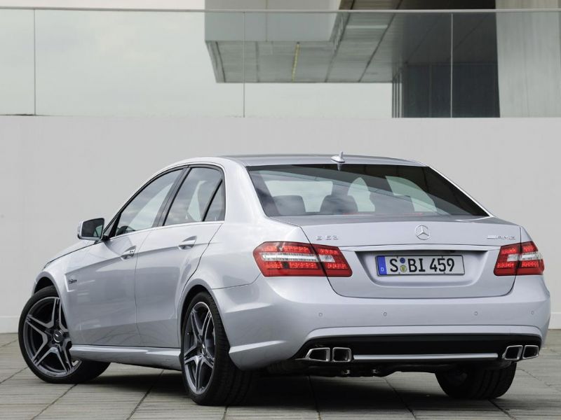 Mercedes Benz E64 AMG