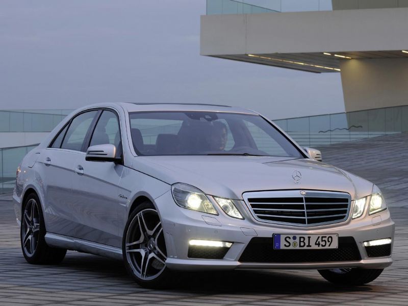 Mercedes Benz E64 AMG