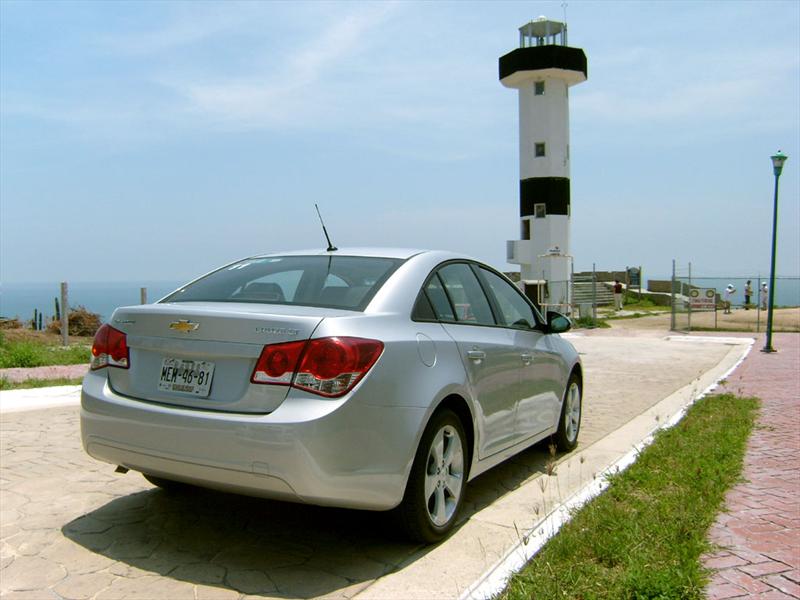 Chevrolet Cruze 2010 a prueba
