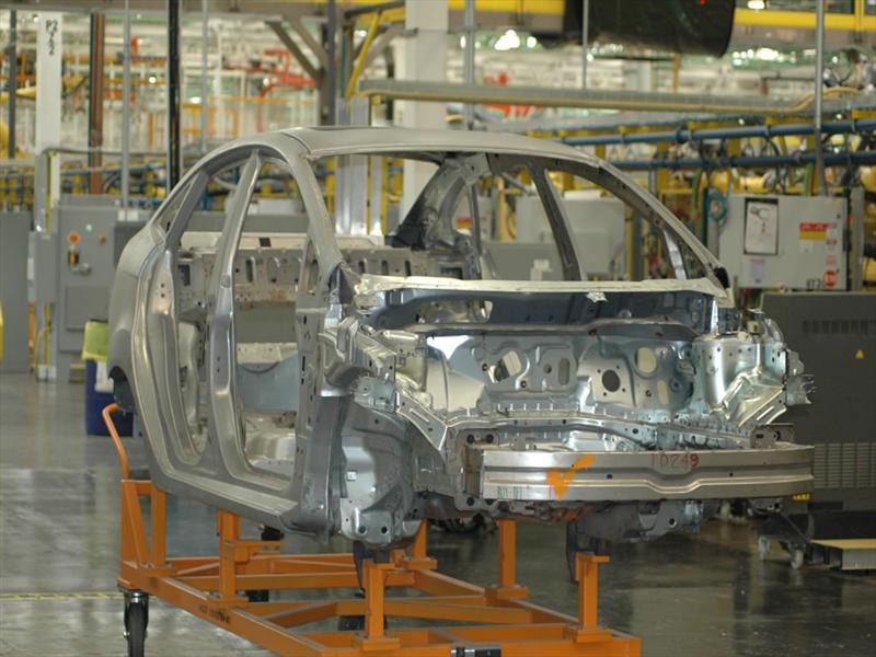 Visita Enrique Peña Nieto la Planta de Ford en Cuautitlán