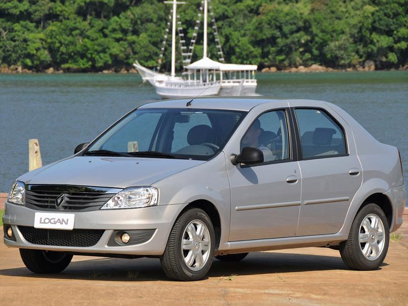 Nuevo Renault Logan 2010, llega con cambios en el exterior e interior