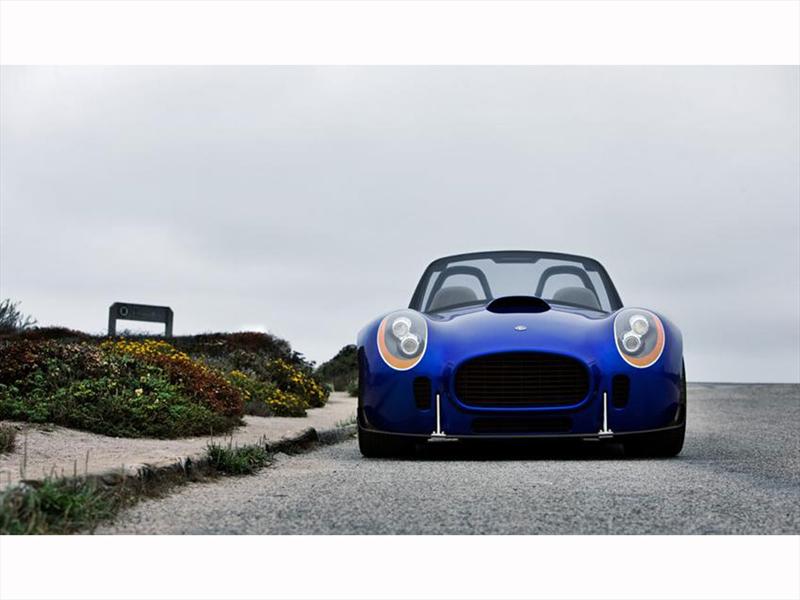 AC Roadster: Un clásico versión 2011