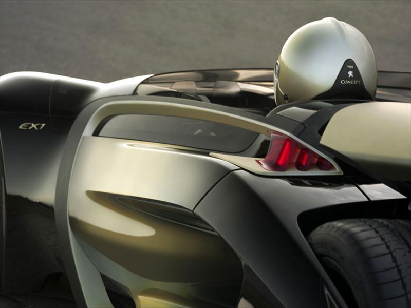 Peugeot EX1, deportivo eléctrico en el Salón de París