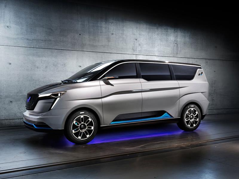 Iconiq Seven Concept por W Motors, MPV eléctrico