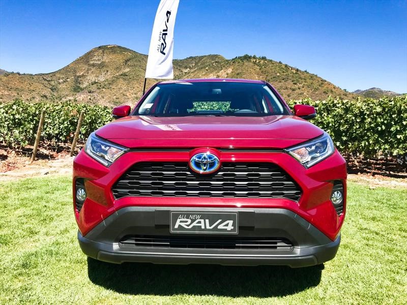 Toyota RAV4 2019 en Chile, mucho mejor en todo
