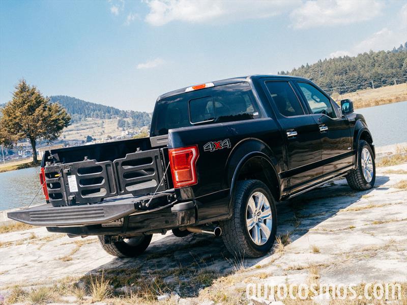 Ford Lobo 2015 a prueba