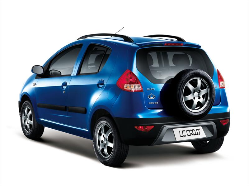 Geely LC Cross: Llega a Chile la versión más radical