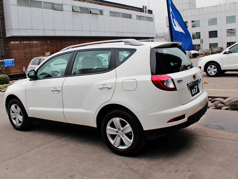 Geely EX7 estrena nueva versión GL NAV