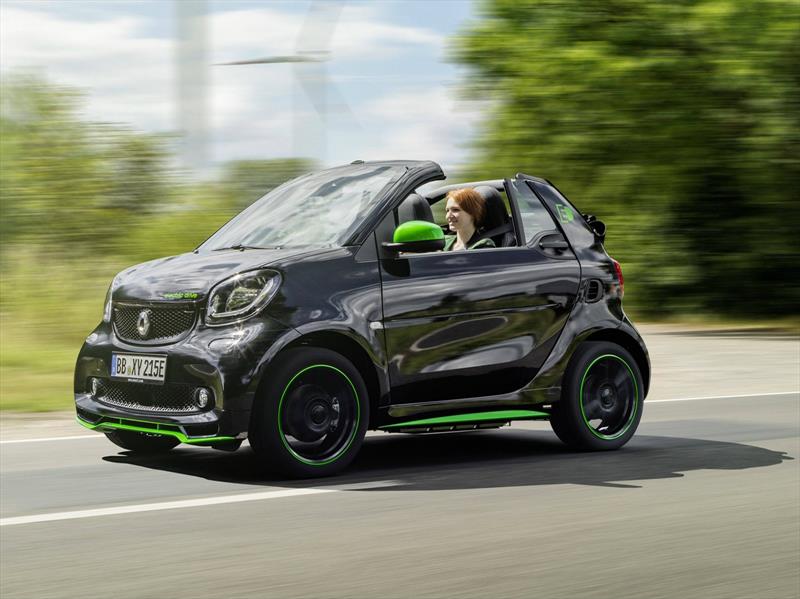 Nuevos Smart fortwo y forfour llegan 100% eléctricos