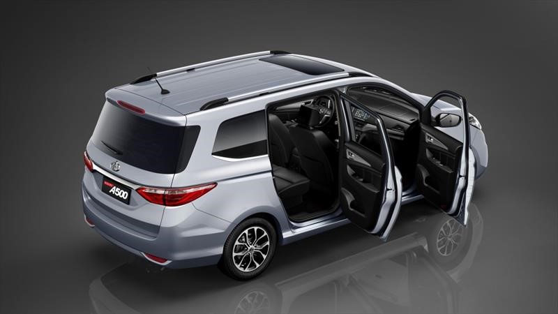 Changan A500 en Chile, a la conquista de la familia