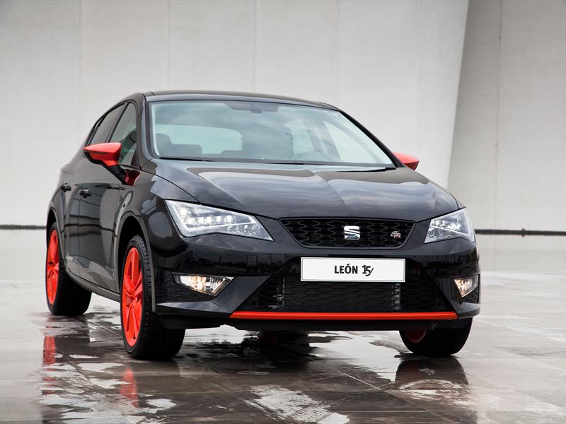 SEAT León FR 15 Aniversario llega a México en $374,400 pesos