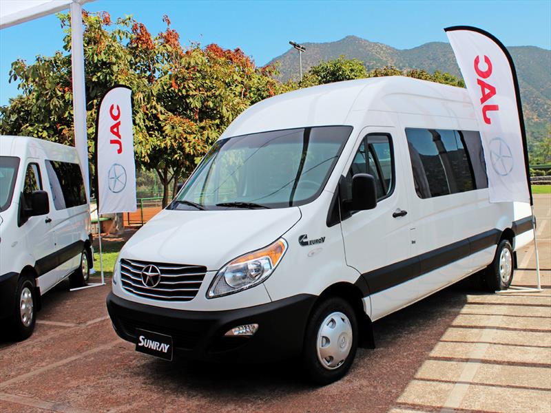 JAC Sunray estrena nuevas versiones en Chile