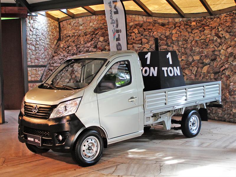Changan Serie M debuta en Chile con sólidos y potentes argumentos